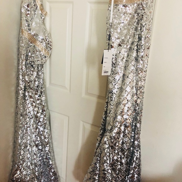 La Vera | Dresses | Brand New Silver Red Carpet La Vera Dress | Poshmark